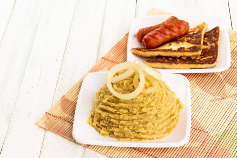 Best Dominican Foods - Top 14 Dishes you have to try in the DR!