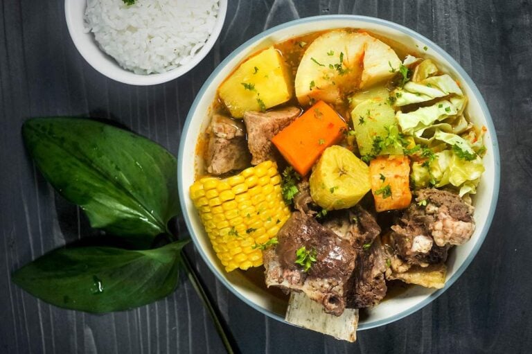Olla De Carne (Costa Rican Beef Stew)