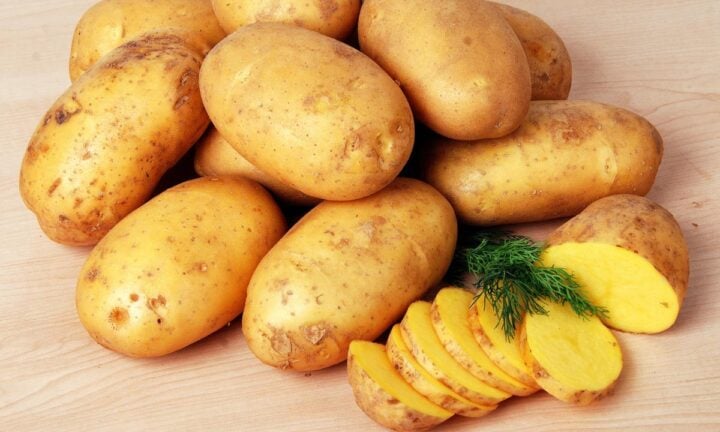 How To Peel Potatoes Before And After Boiling - 3 Easy Ways