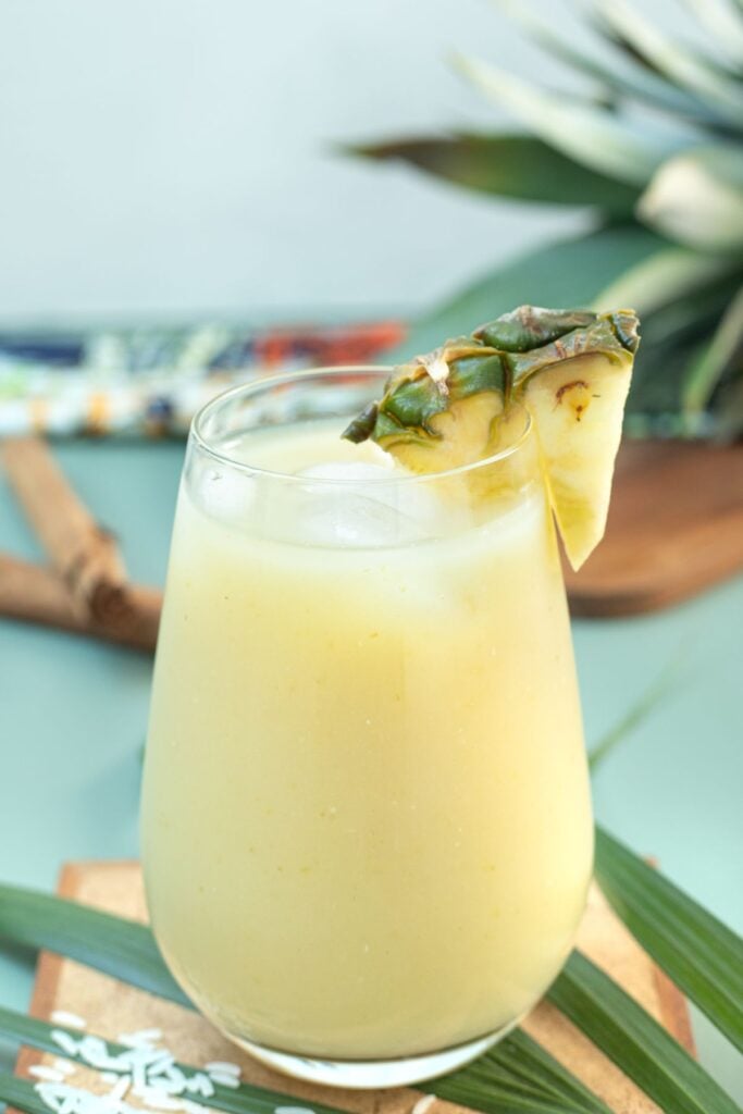 Pera-Piña 2 Ways - Easy Dominican Pineapple And Rice Juice