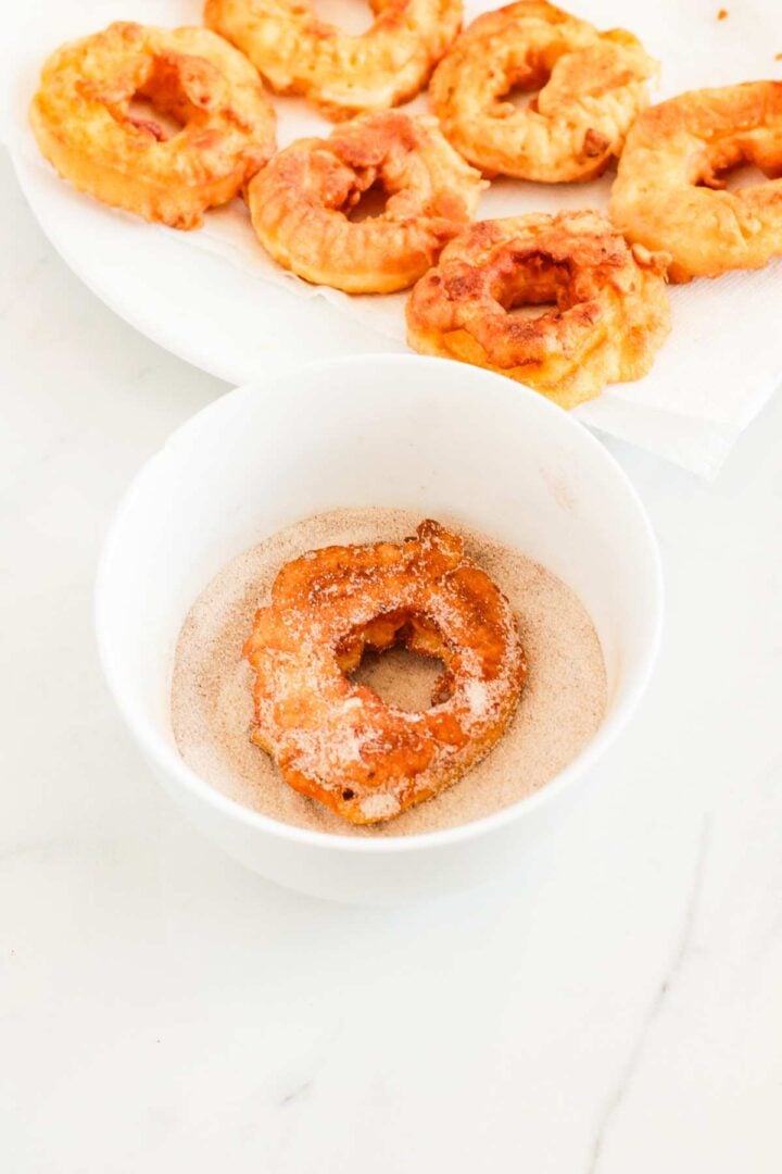 Fried Apple Rings: A Crispy and Delicious Treat