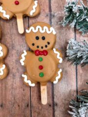 Gingerbread Man Oreo Pops - Keesha's Kitchen