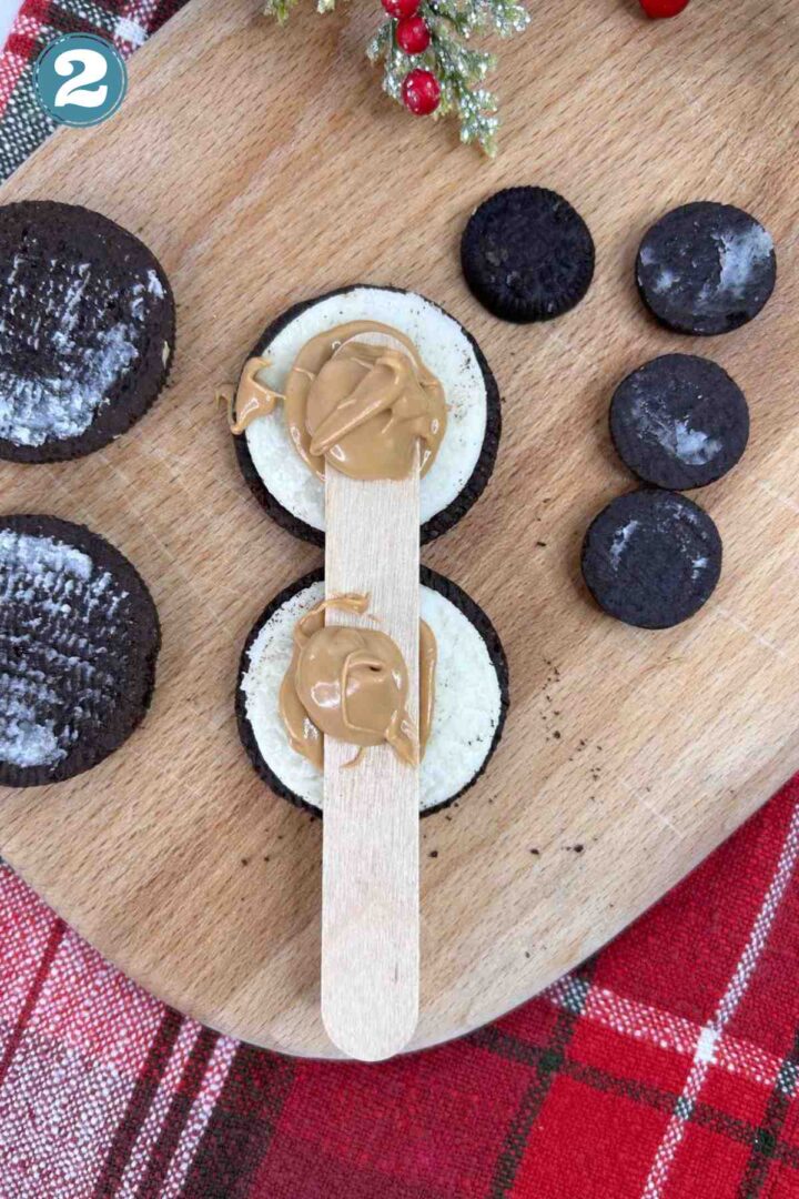Christmas Teddy Bears Oreo Pop - Keesha's Kitchen