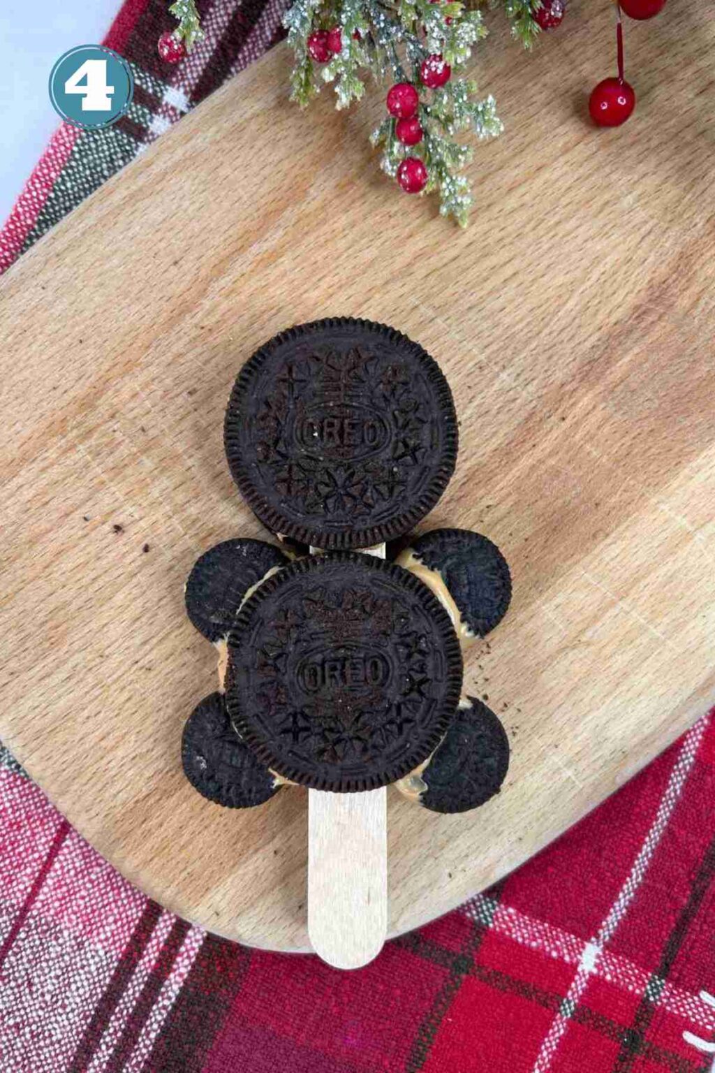 Christmas Teddy Bears Oreo Pop - Keesha's Kitchen