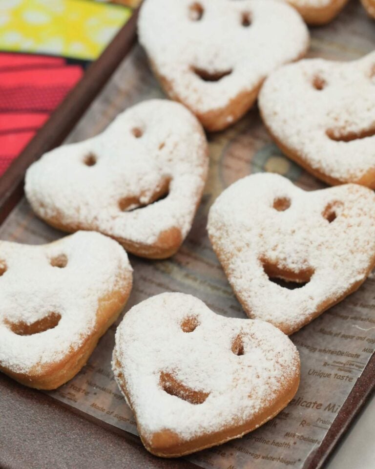 Heart-Shaped Oven Baked Beignets - Keesha's Kitchen